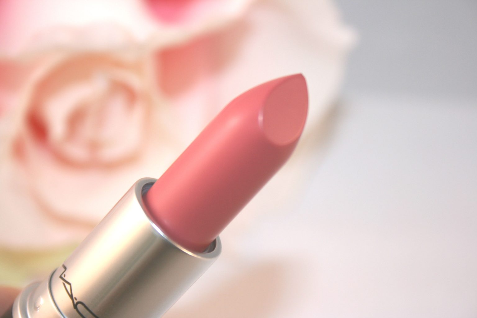 Review Son MAC Please Me Matte | Sonmac.com.vn