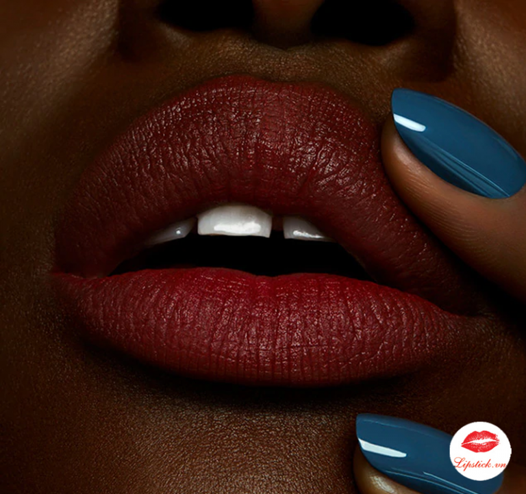 Son Kem MAC 977 Fashion Emergency Đỏ Nâu Mới Powder Kiss Liquid